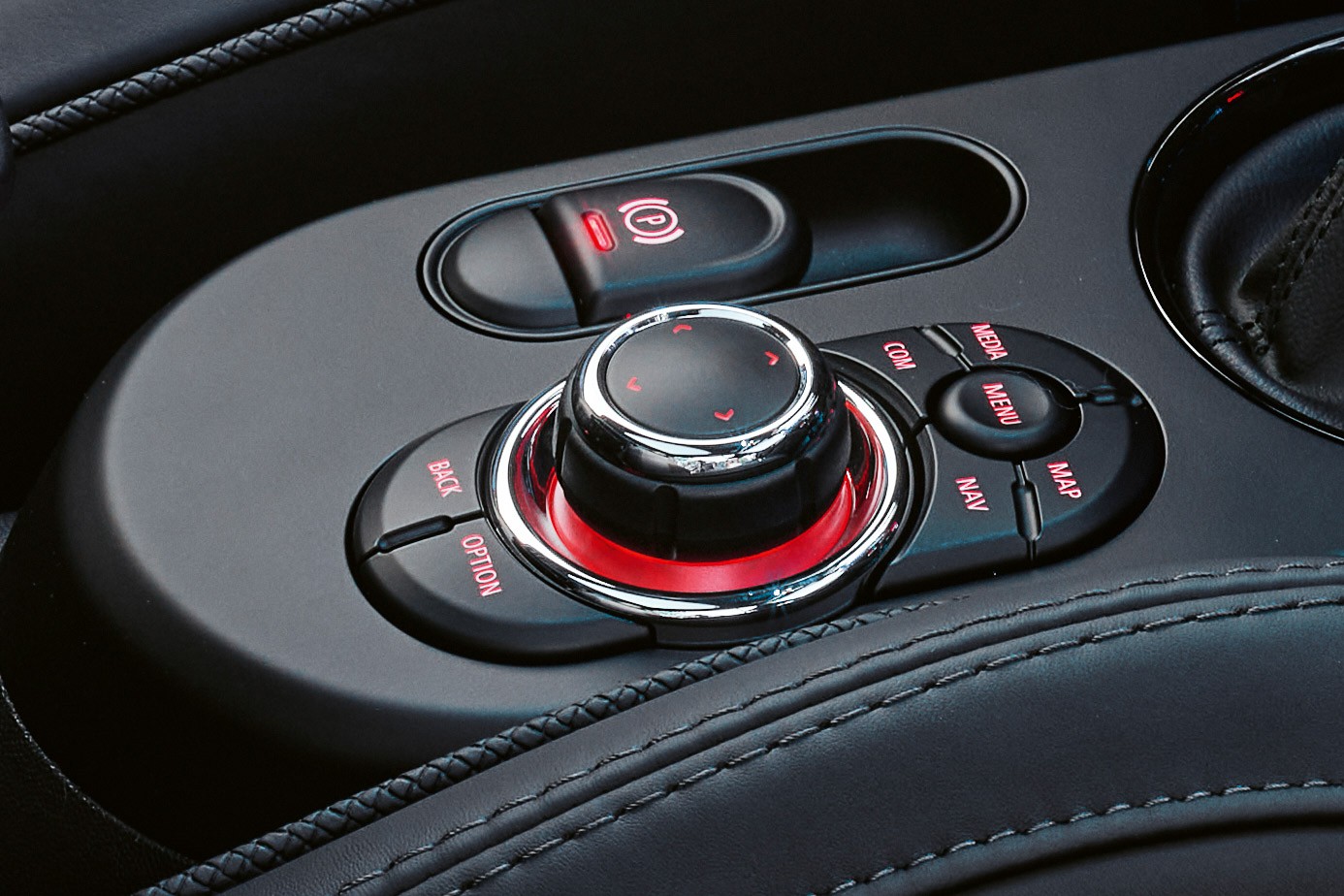 MINI Connected 사양